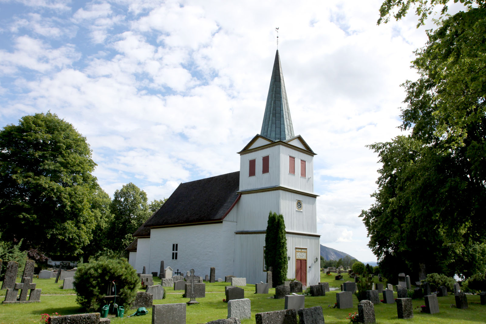 Nes kirke